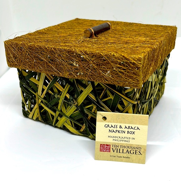 Hand Crafted | Dining | Natural Fiber Lidded Napkin Holder Box | Poshmark
